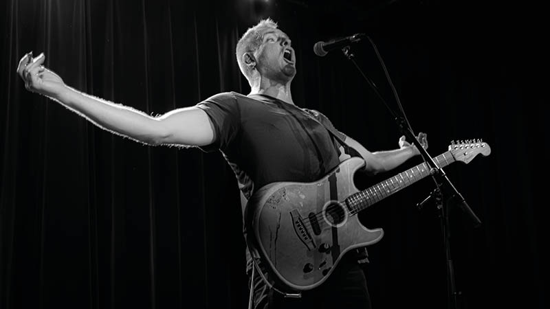 Joe Sumner | Gérard Drouot Productions